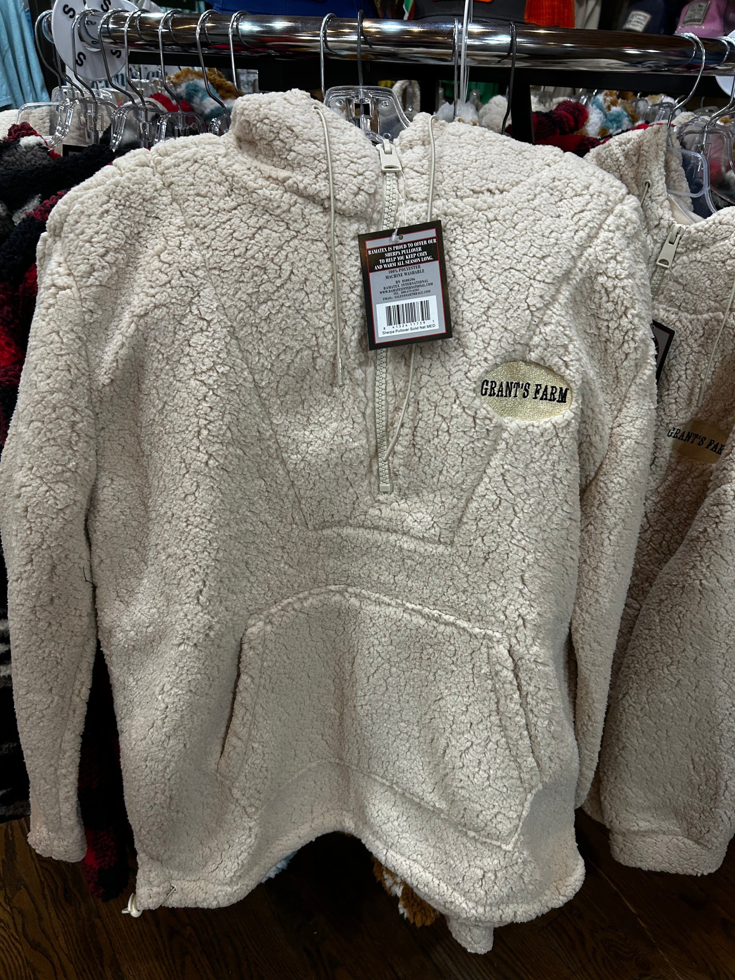 Sherpa Natural Xtra Large | Grant's Farm, LLC